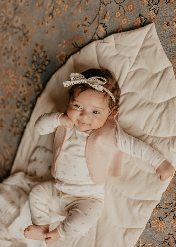 Winter White Velvet / Crochet Lace Gift Set – arbiilabel